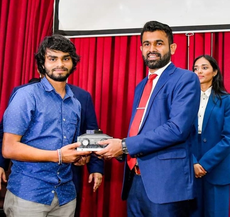 Sahan Lelwala - Computer Engineer